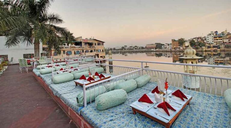 Khamma Ghani Restaurant: A Royal Culinary Experience in Rajasthan ...
