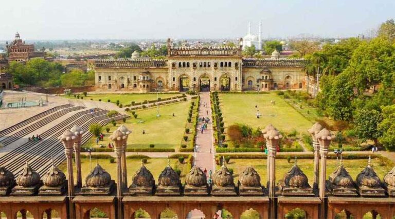 Top 10 Places to Visit in Lucknow - TripsTheWorld.com